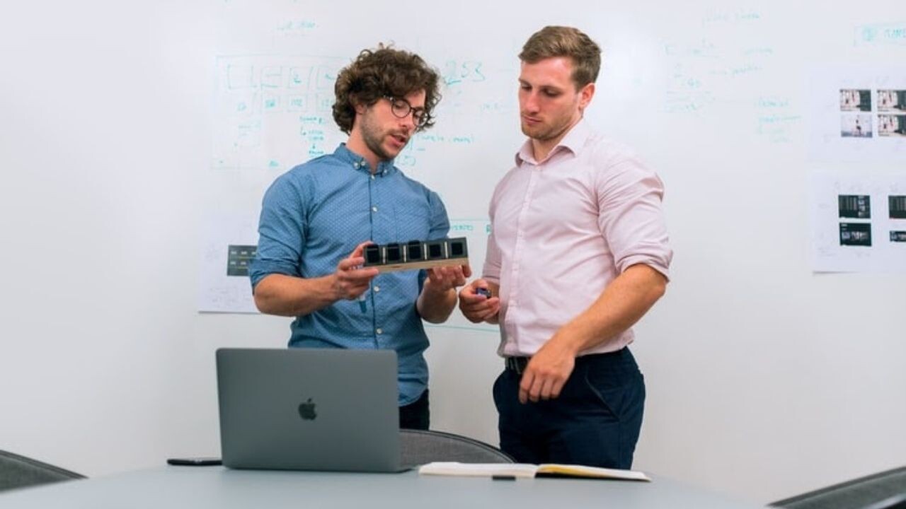 Mr g From Wpgio What Does A Customer Service Engineer Do 5 Things To